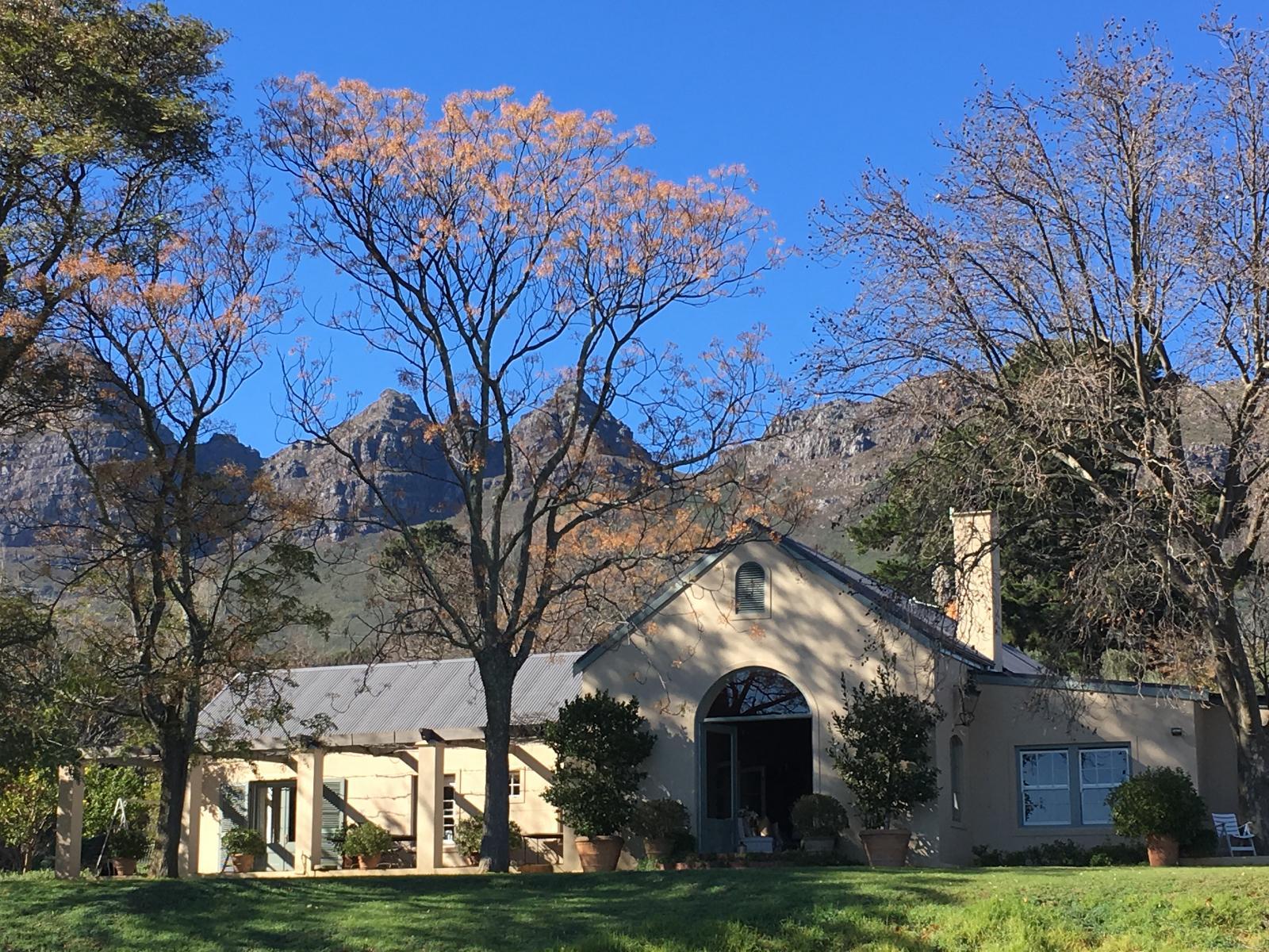 Longfield House | Secure Your Hotel, Self-Catering, or Bed and ...