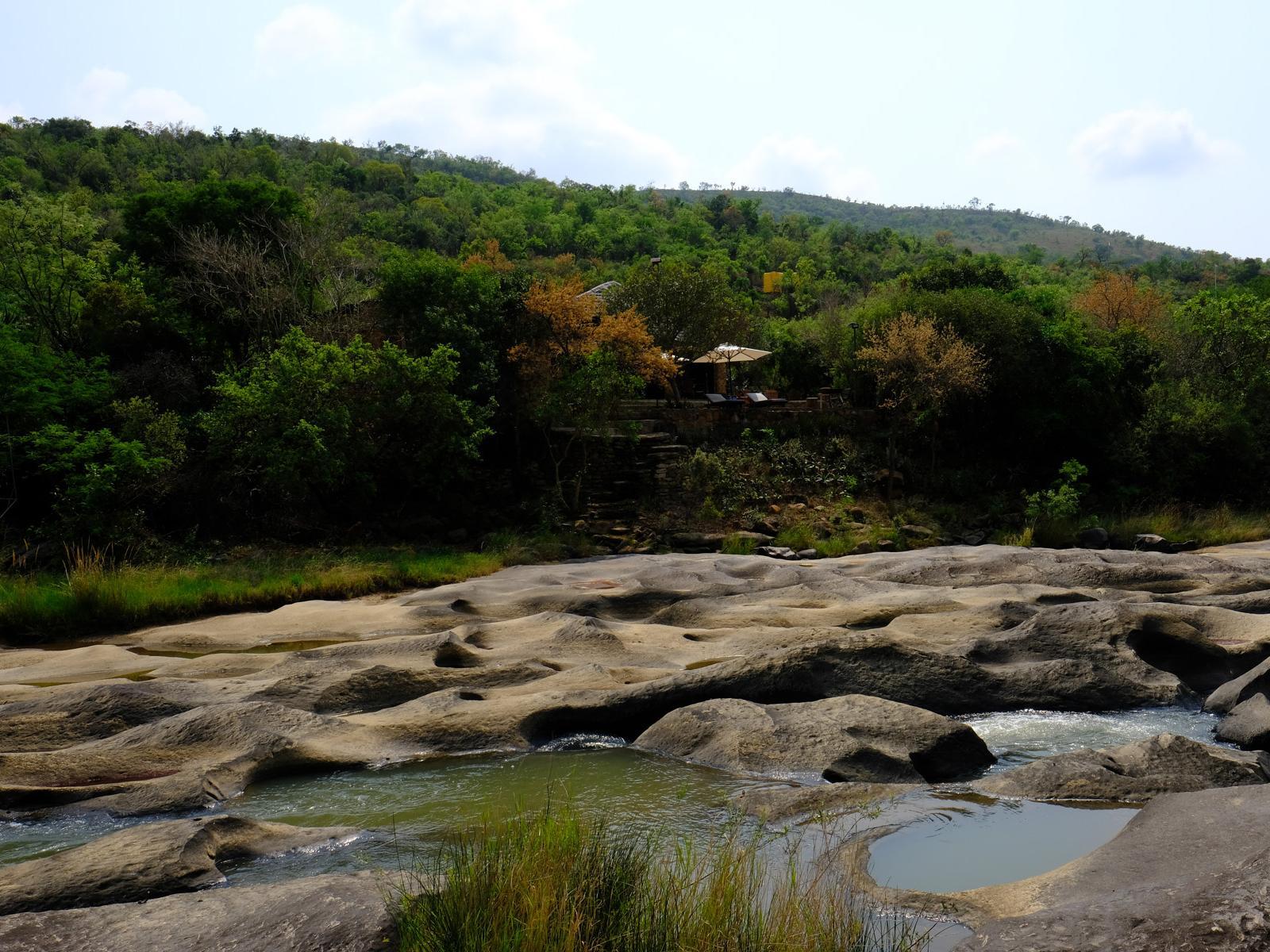 Gangeni Safari Bush Lodge in uMnambithi (Ladysmith) - BEST Getaways ...