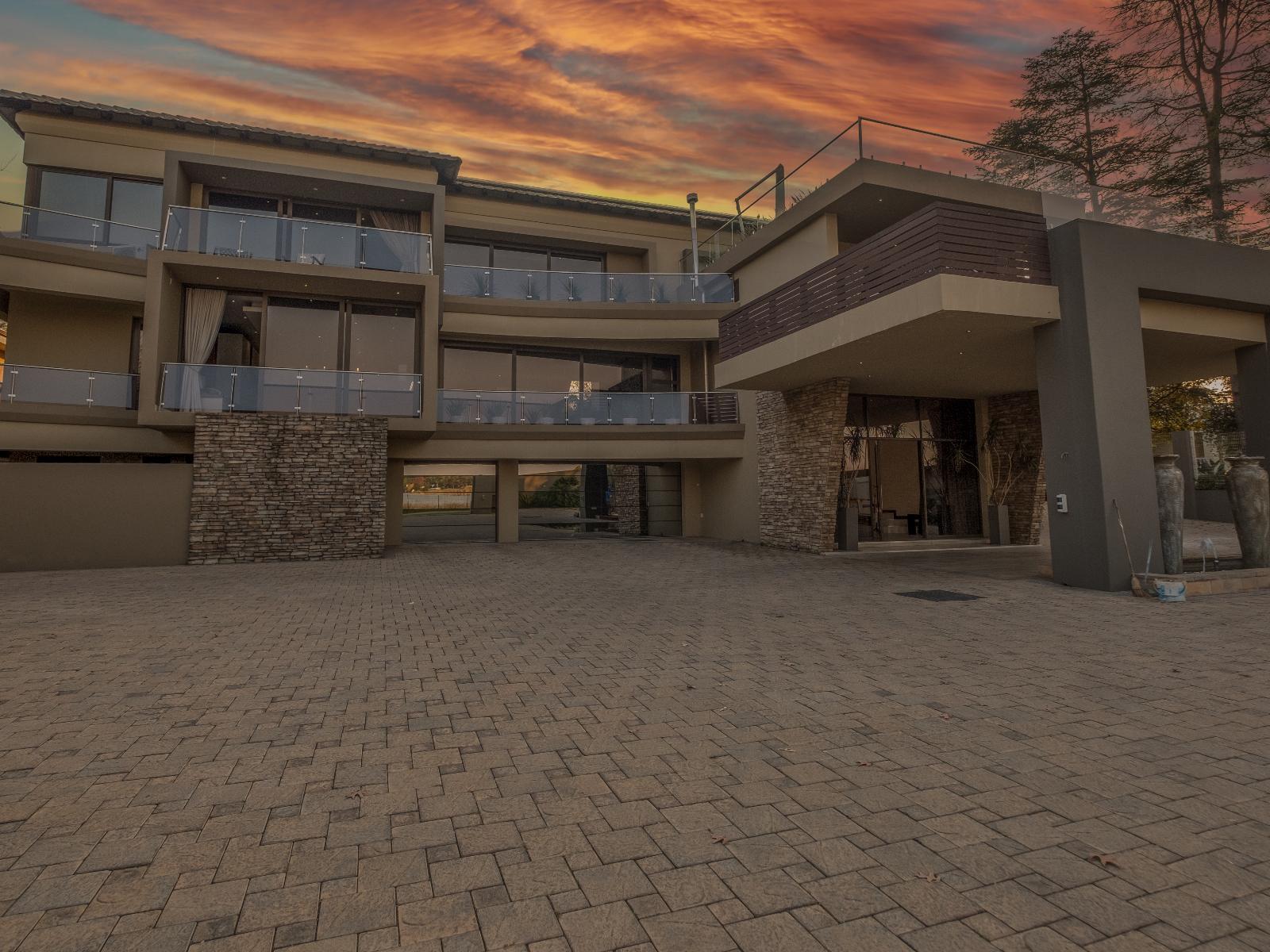 One O Eight Place in Westdene (JHB) - BEST Getaways - South Africa's ...