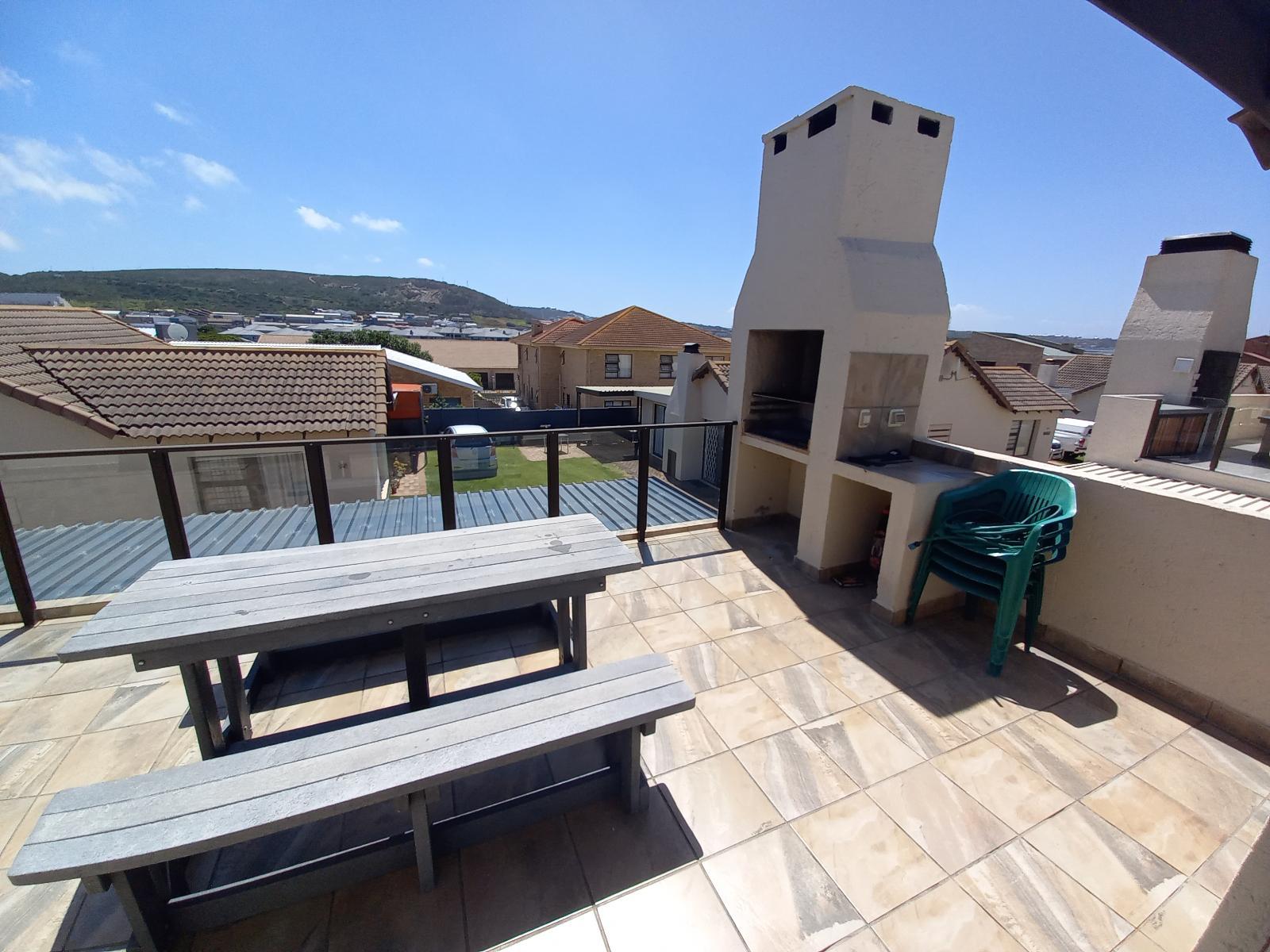 Sea Breeze 59 Diaz Beach in Die Voor Bay - BEST Getaways - South Africa ...