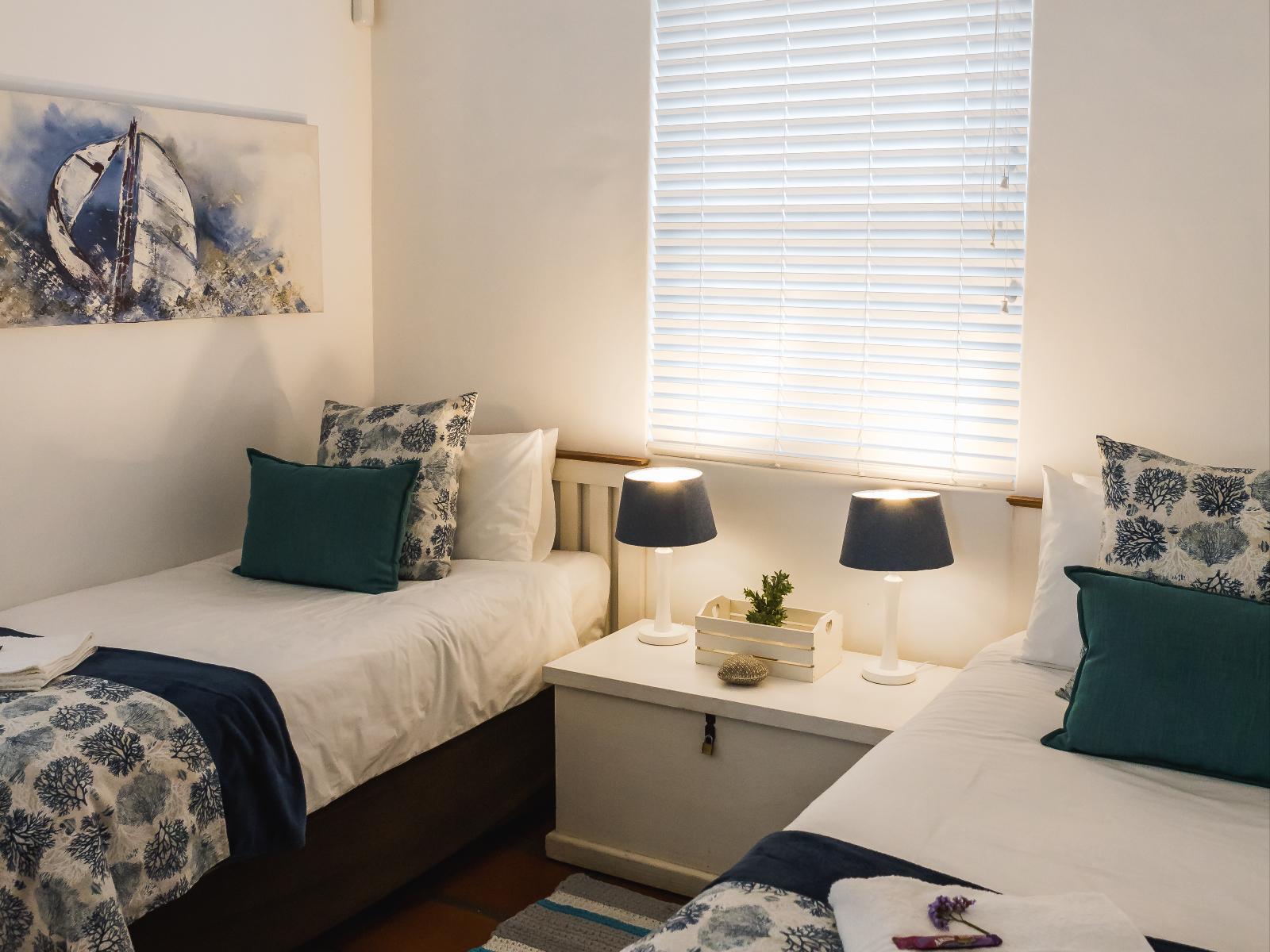 Flamink Beach View Cottage in Paternoster Rates | Escape to the Country