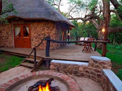 Zenzele River Lodge